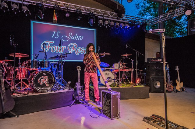 FOUR ROSES - Finest Rock & Ballads - Four Roses Jubiläumskonzert ...